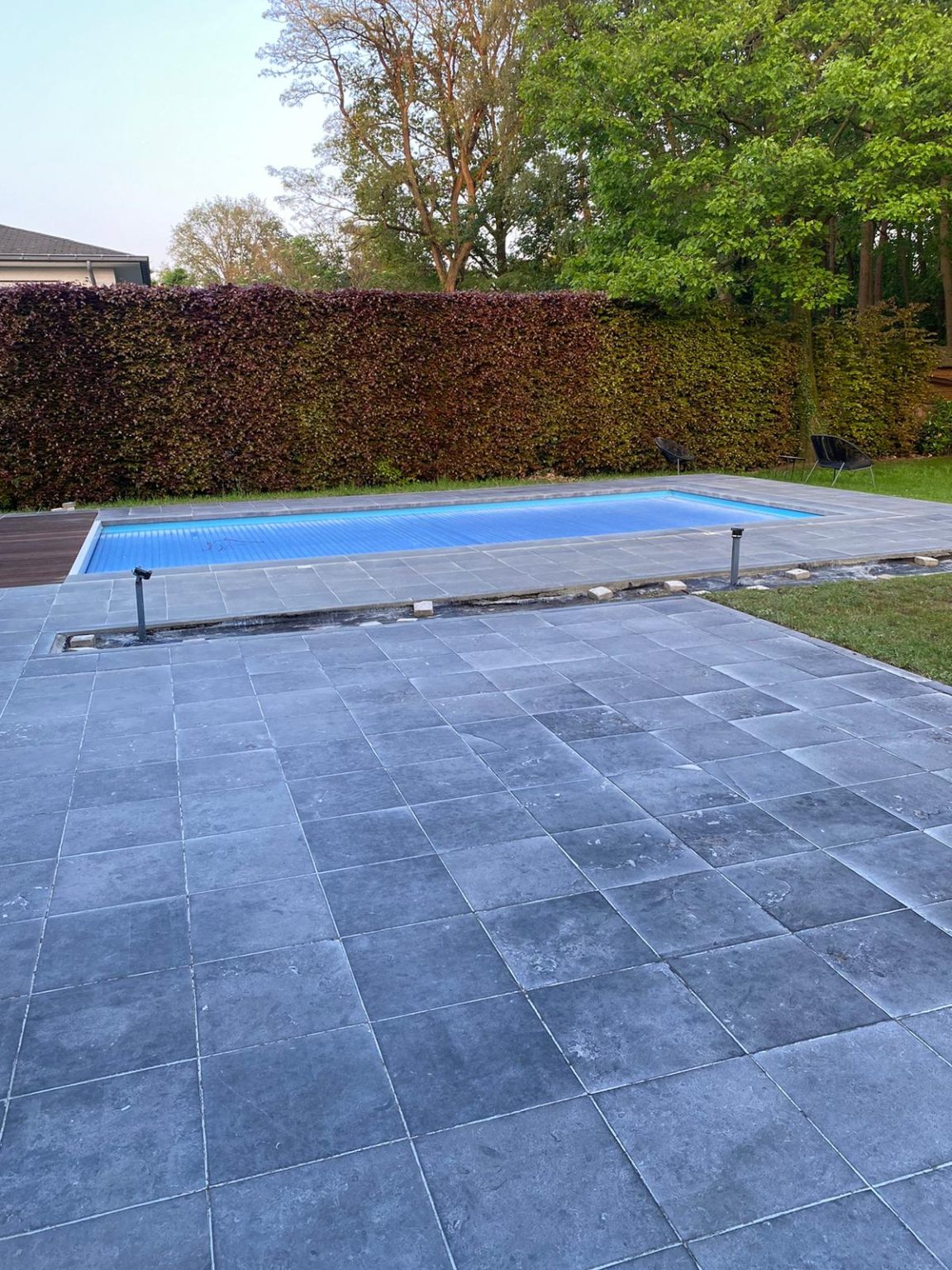 Maak je natuursteen terras weer mooi - Beton Aparte